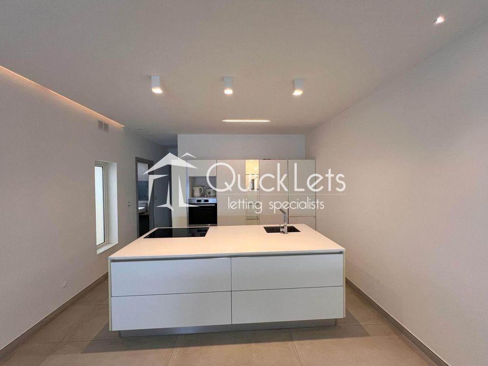 Apartments in Qawra - REF 13198