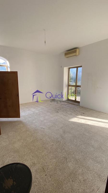 Detached Villa in Iklin - REF 25876