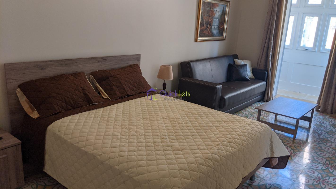 Studio Apartments in Luqa - REF 65520