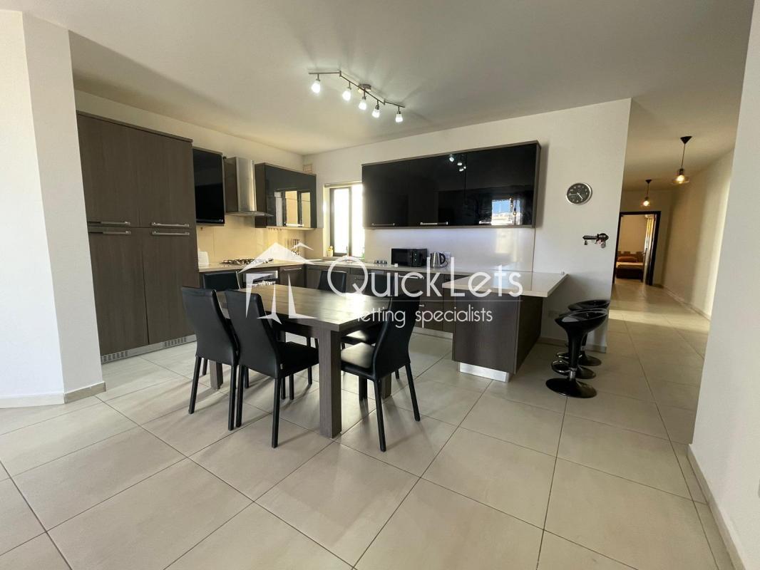 Rooms in Marsaskala - REF 86186